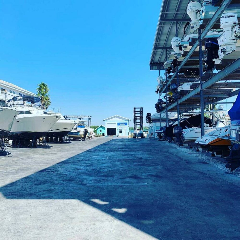 Boat Slips & Dry Boat Storage in Siesta Key, FL | Bayfront Marina